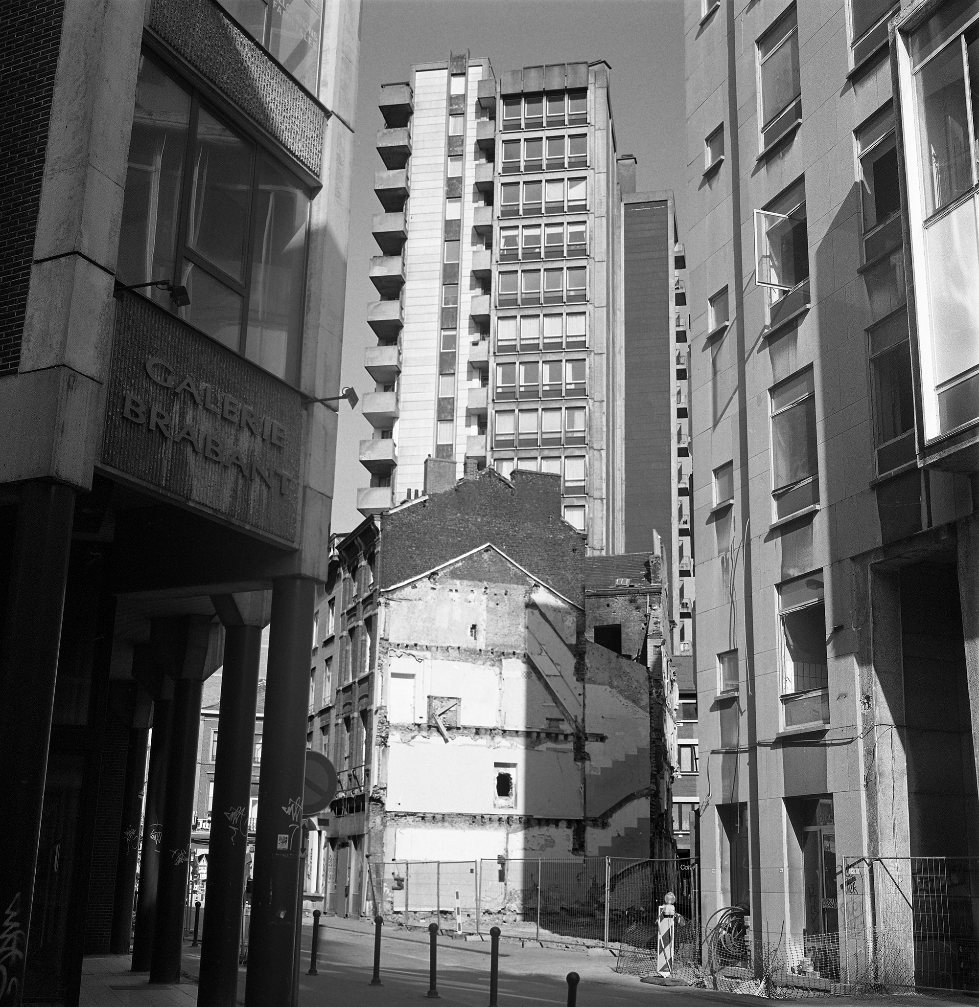 CHARLEROI — Sarah Lowie